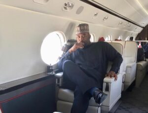 Taiwo Oyedele Biography: Early Life, Age, Career, Net Worth | Story ...